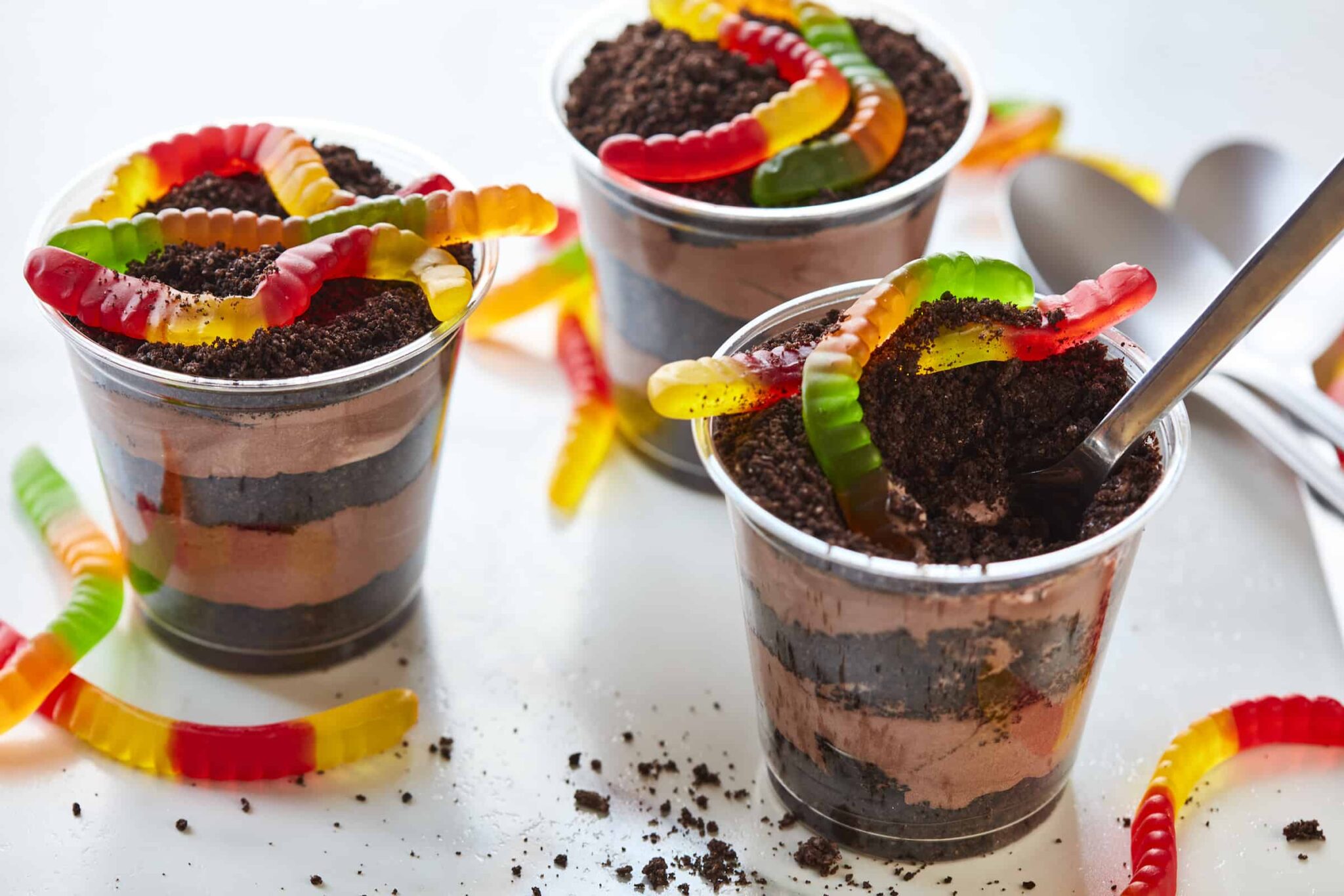Dirt Cup Dessert - The Cooking Mom