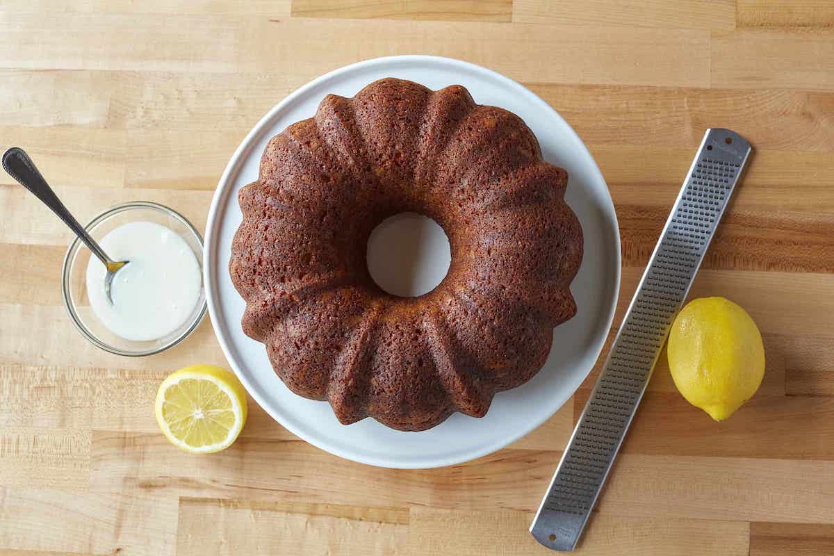 Lemon Poppy Seed Cake - The Cooking Mom